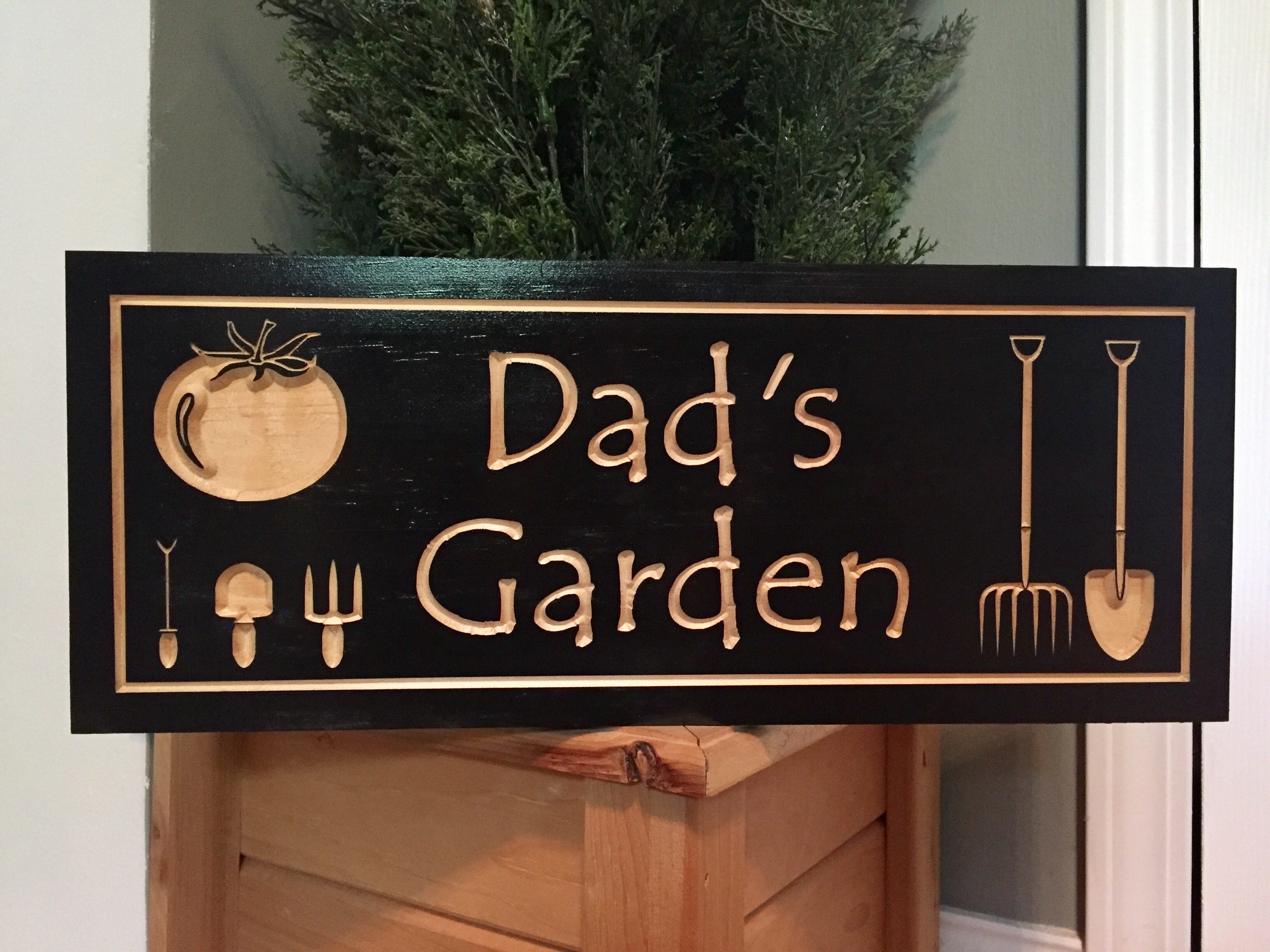 Personalized Garden Sign: benchmarksignsandgifts.com